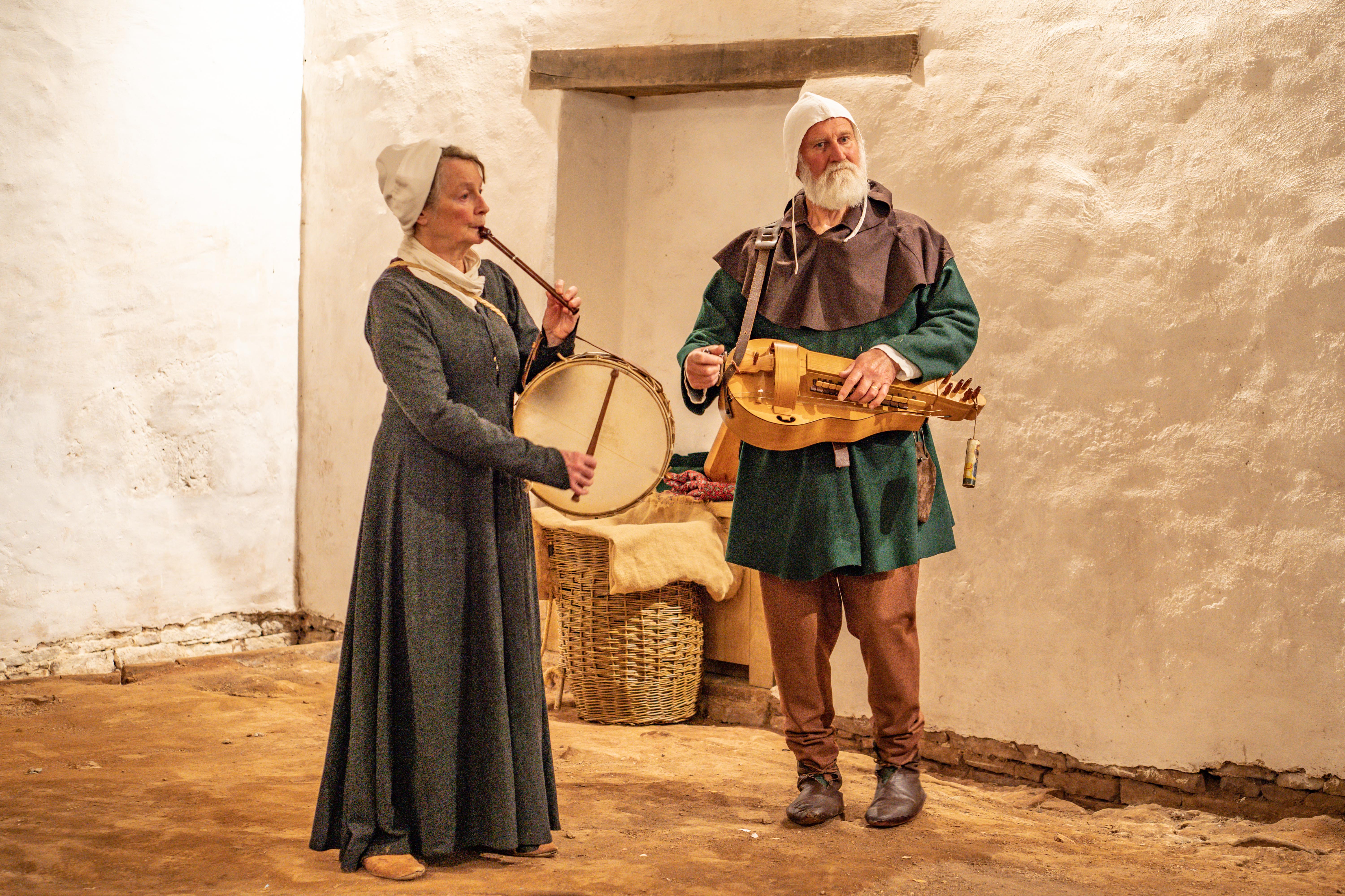 Celebration hire – Winterbourne Medieval Barn